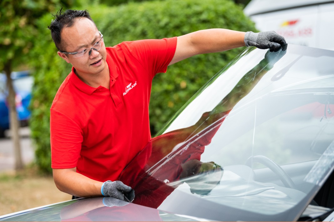 Belron UK reduces carbon emissions by 40%+ | Glass & Glazing Products ...