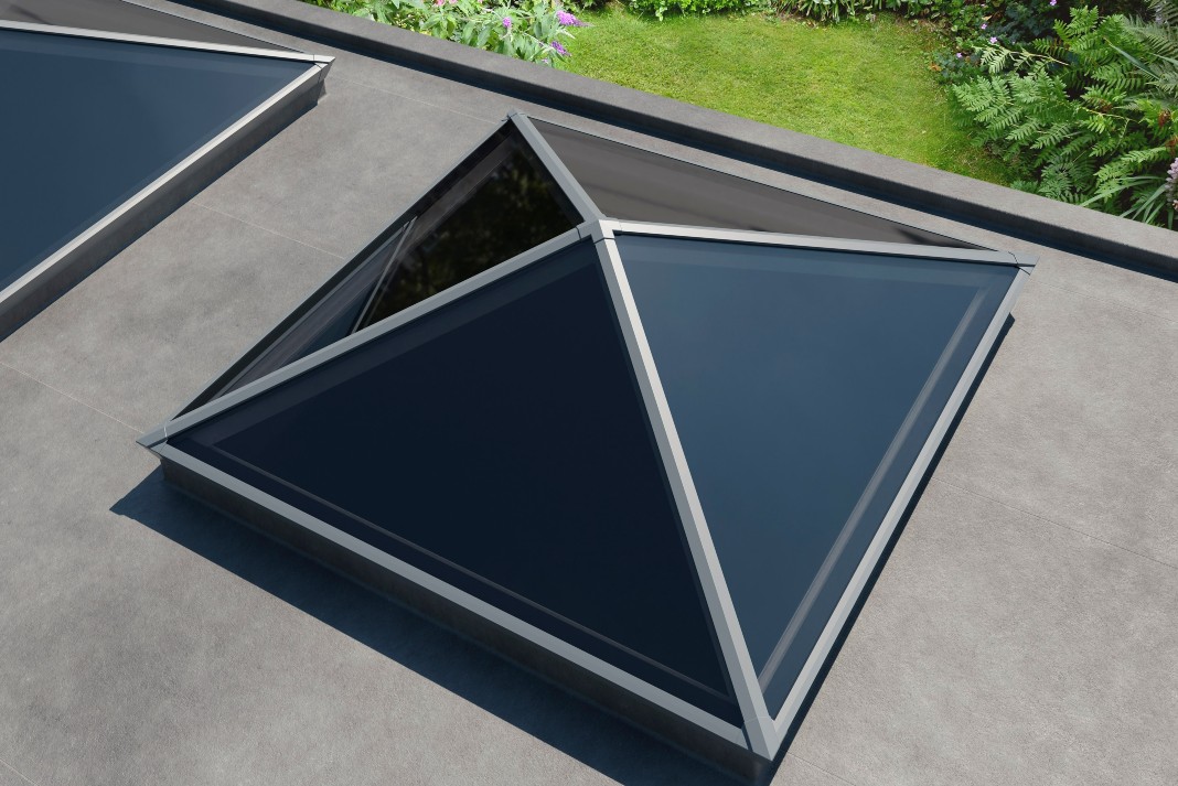 Listers lead with Sheerline | Glass & Glazing Products Magazine (GGP)